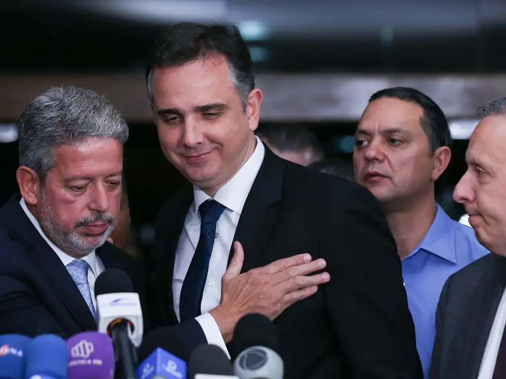 PCC pesquisou endereços de Lira e Pacheco para 'missão', aponta ...